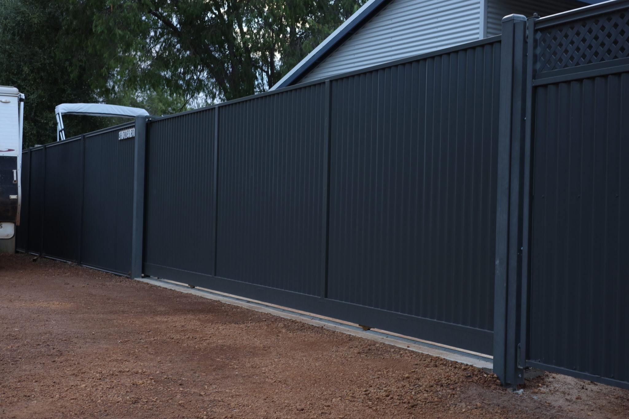 Sliding & Automated Gates Busselton | Broadwater Fencing